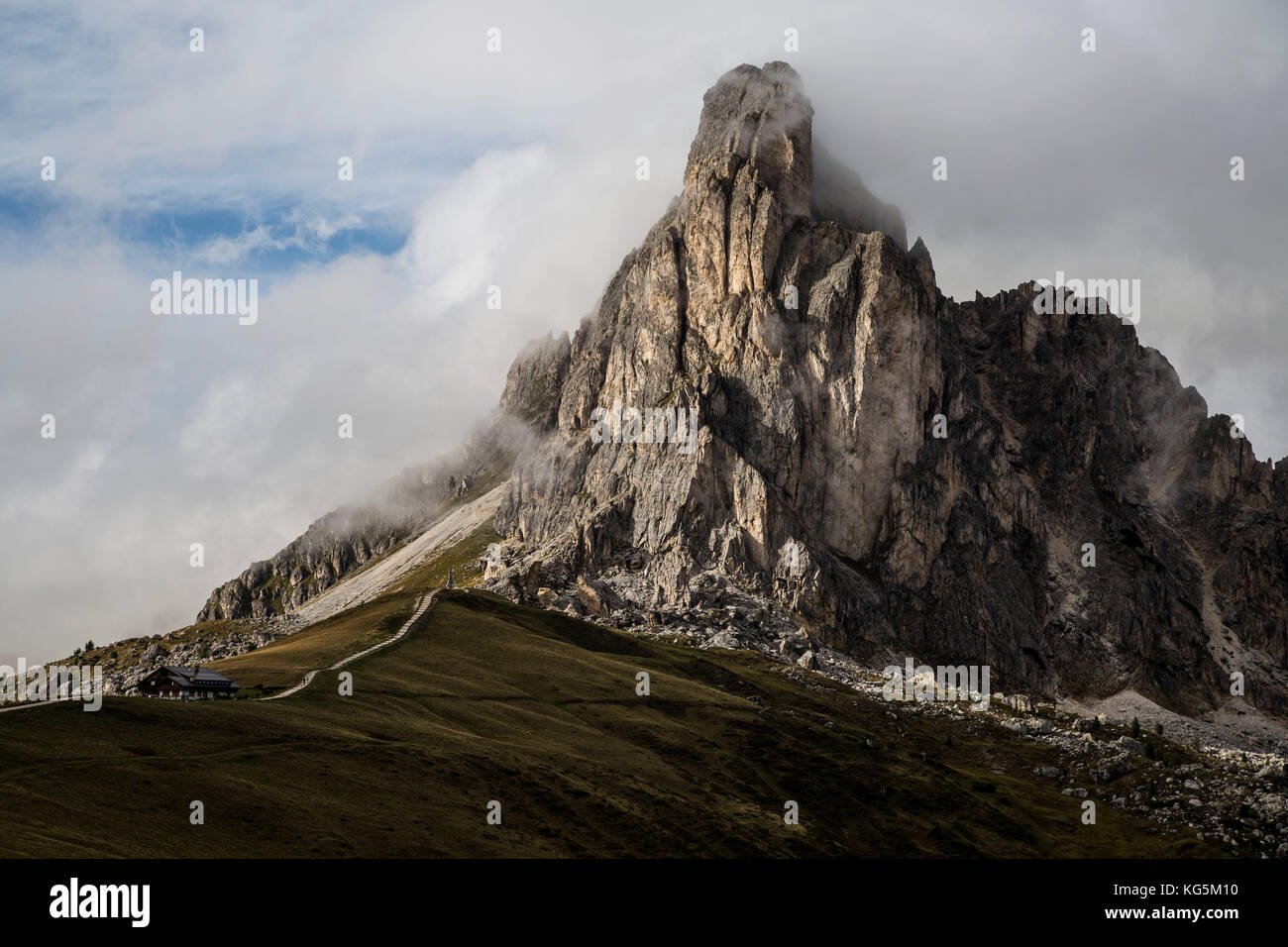 Europe, Italy, Alps, Dolomites, Mountains, Veneto, Belluno, Giau Pass ...