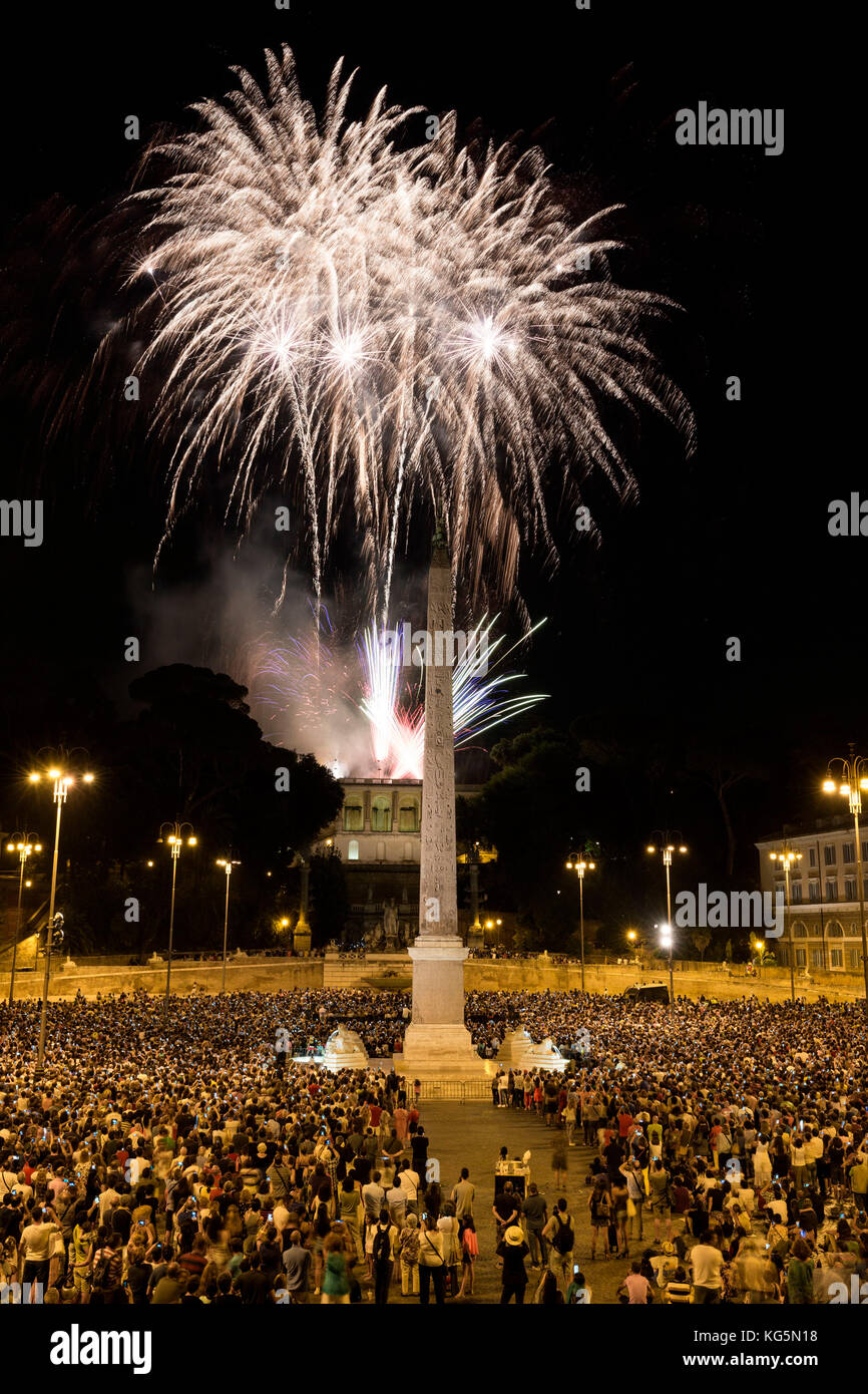 Rome the fireworks for the girandola of piazza del popolo hi-res stock ...