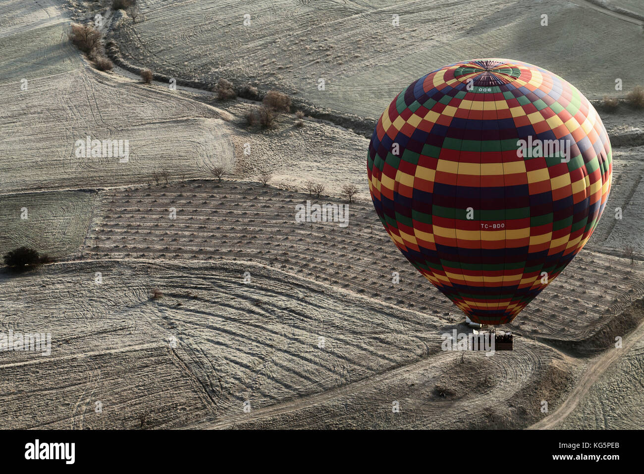 Balloon flies hi-res stock photography and images - Alamy