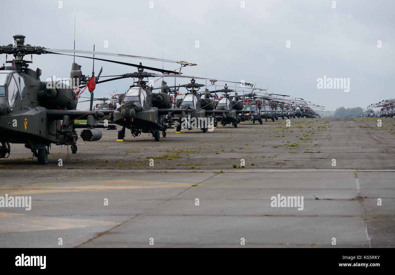 View of the U.S. Army 1st Air Cavalry Brigade, 1st Cavalry Division ...