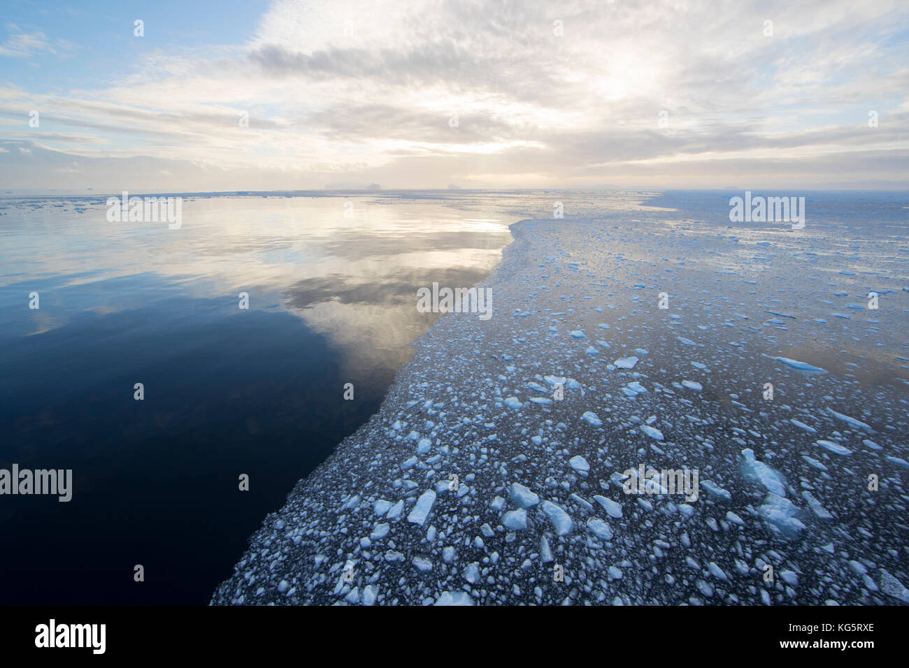 Pack ice and scenery, Antarctica Stock Photo - Alamy
