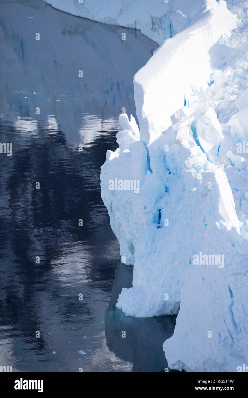 Ice glacier hi-res stock photography and images - Alamy