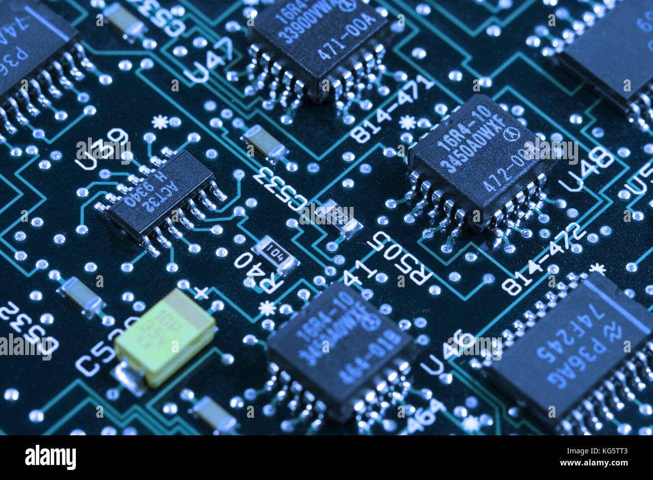 computer mainboard - dual inline modules, surface mounted devices with ...