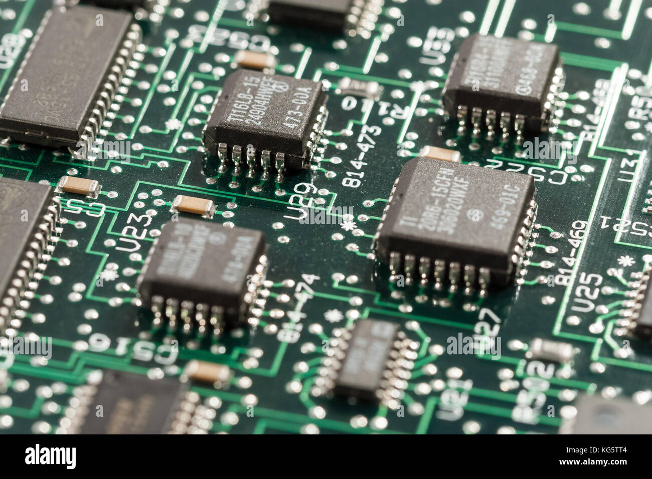 computer mainboard - dual inline modules, surface mounted devices with ...