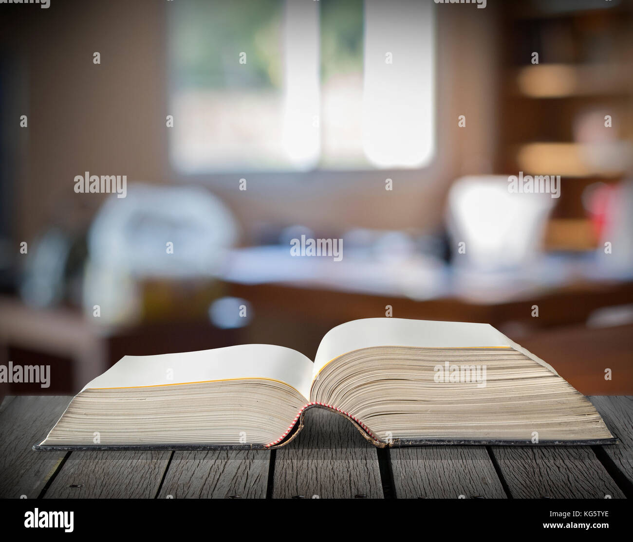 Open book - vintage effect style pictures Stock Photo - Alamy
