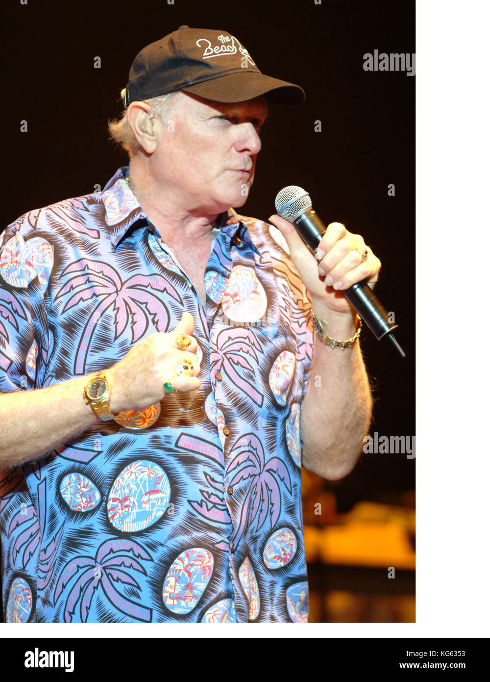 Brian Wilson performs in concert, London England UK 2004 Stock Photo ...