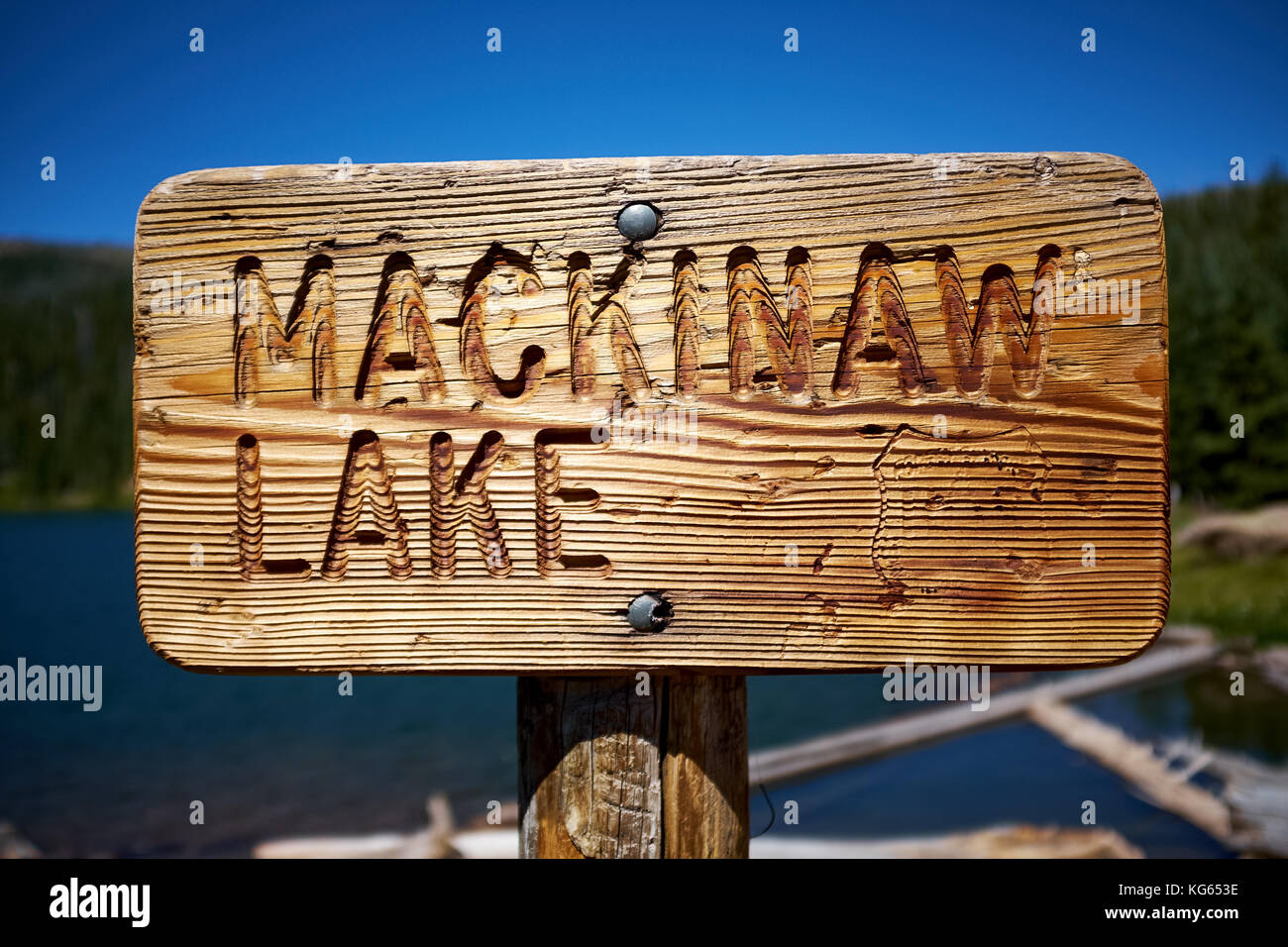Rustic wooden signpost for Mackinaw Lake in the Flat Tops Wilderness ...
