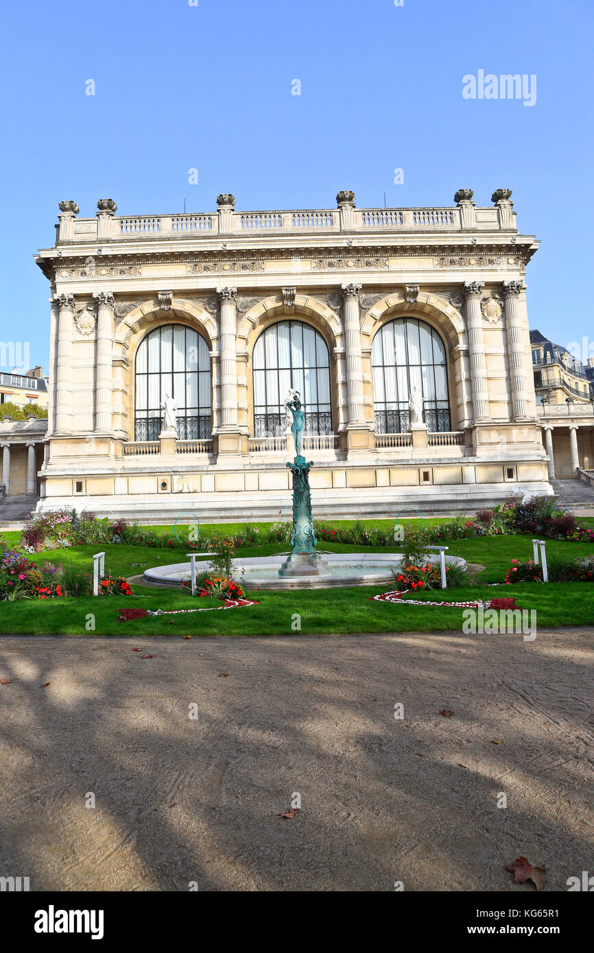 Palais Galliera High Resolution Stock Photography and Images - Alamy