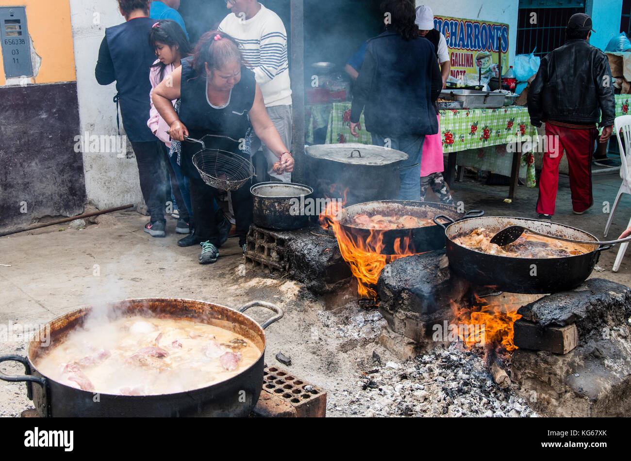 Street food Lima, Peru Stock Photo - Alamy
