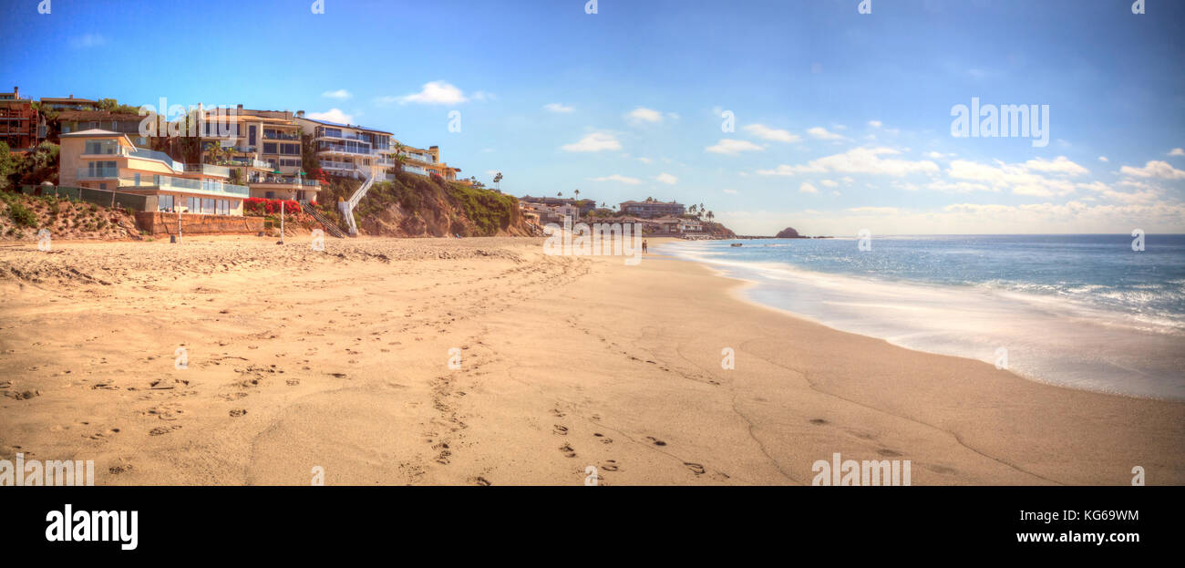 Rocky shores of Victoria Beach in Laguna Beach, California on a sunny ...