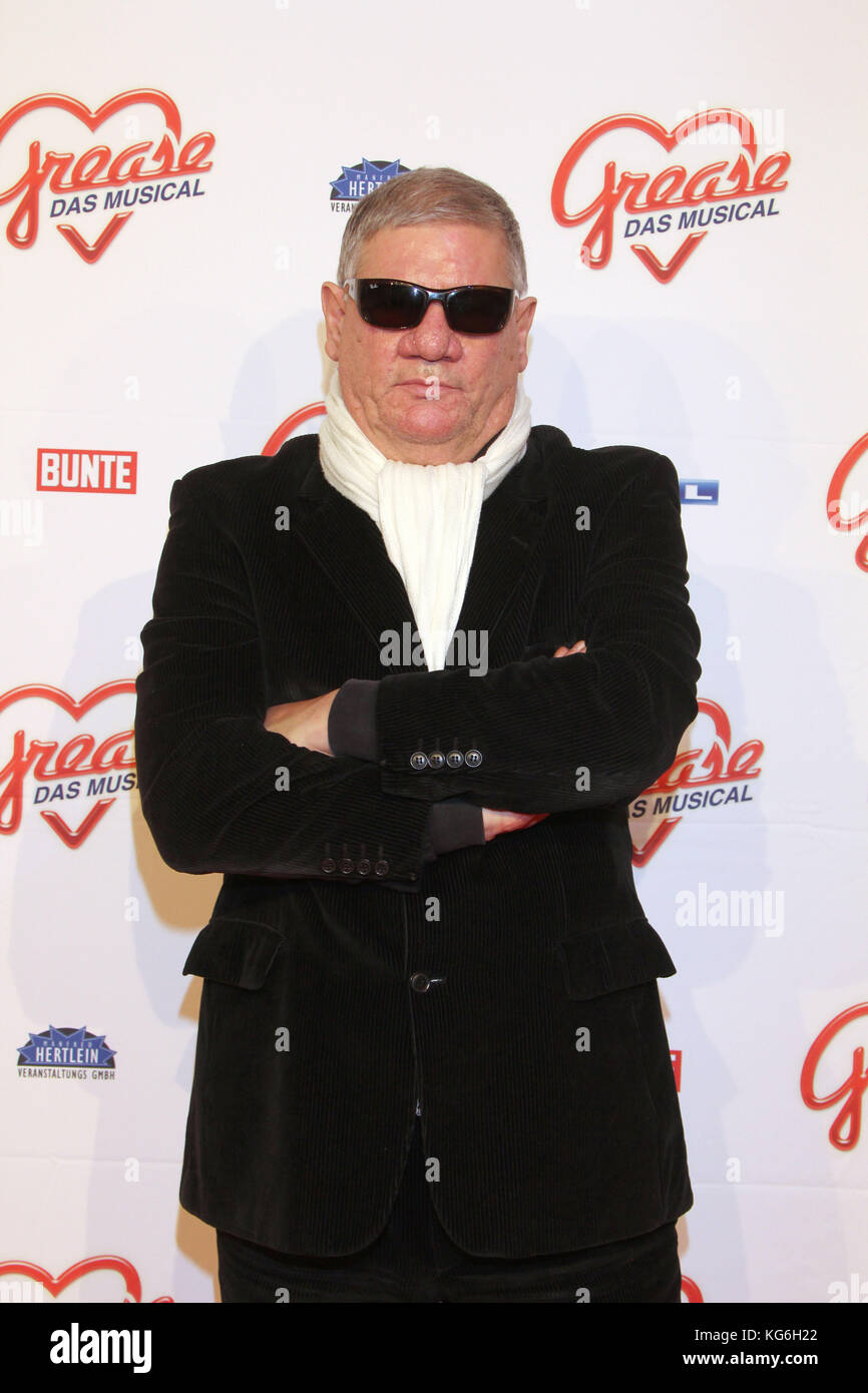 Claude oliver rudolph hi-res stock photography and images - Alamy