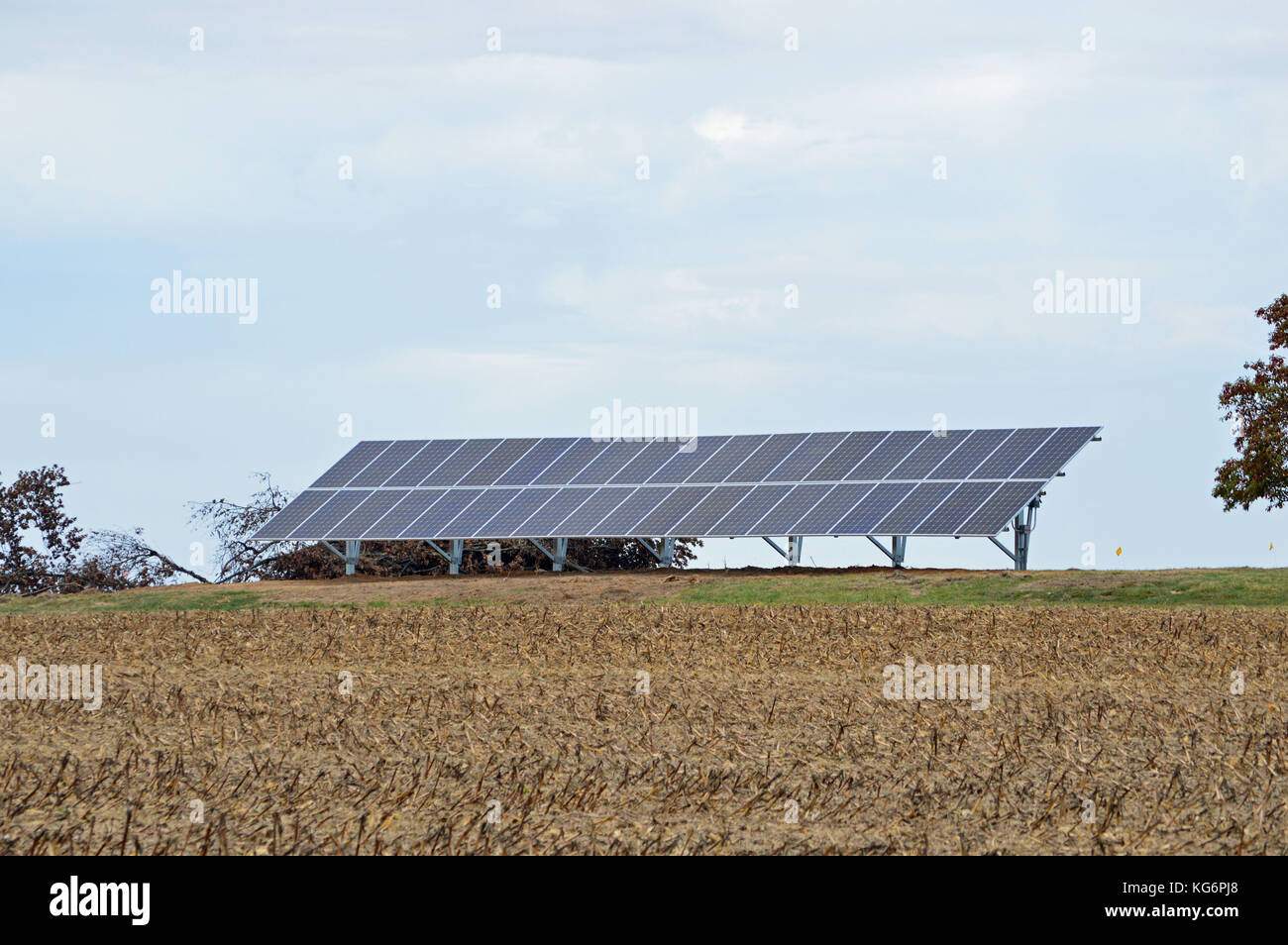Solar panels landscape hi-res stock photography and images - Alamy