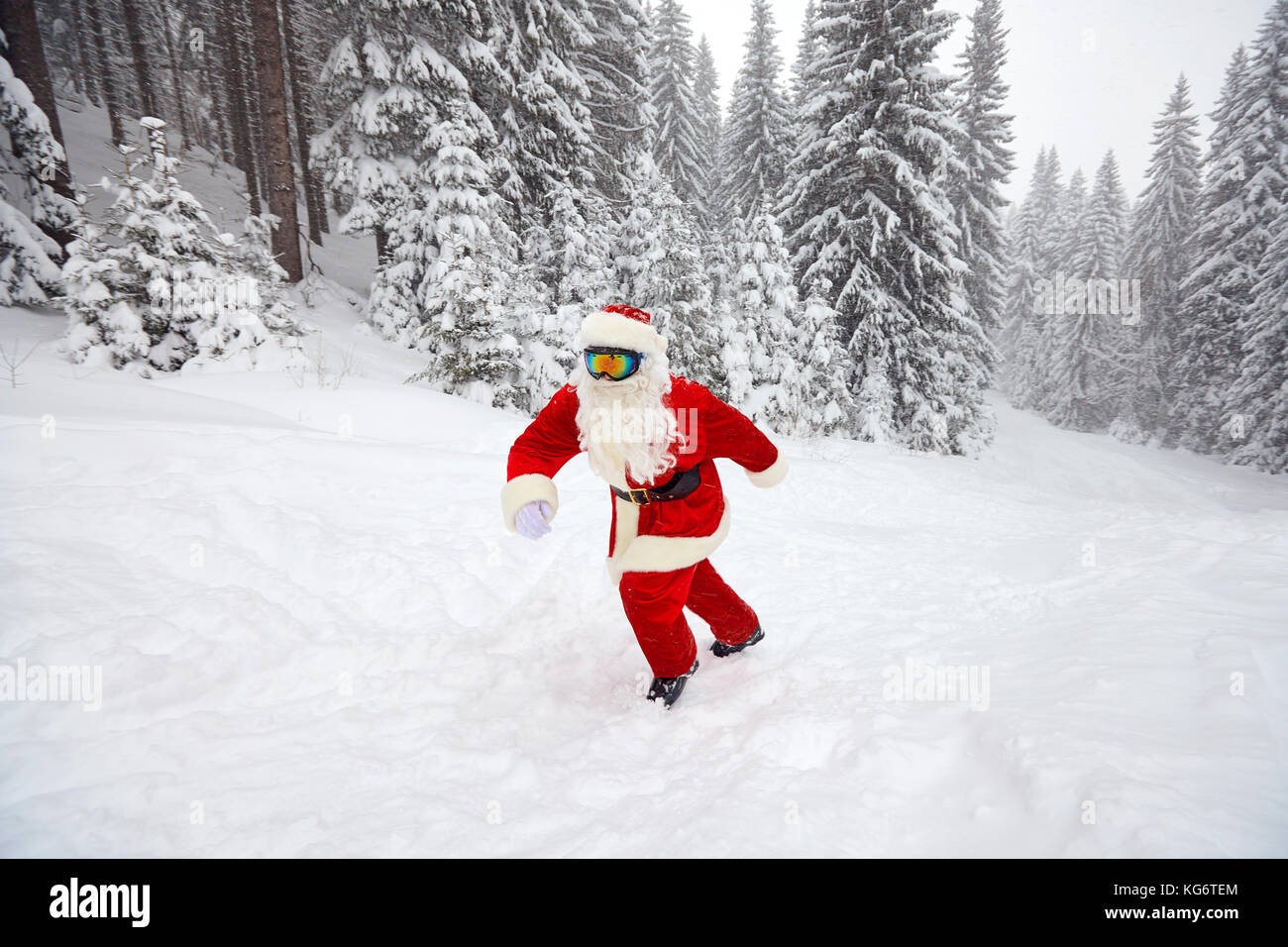 Claus walks hi-res stock photography and images - Alamy