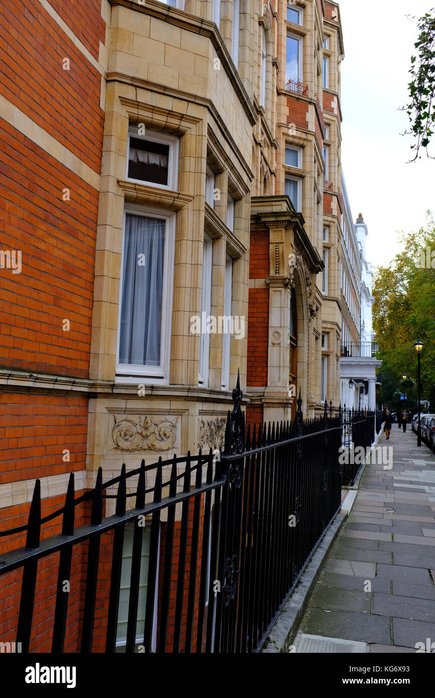 iron railings in Spanish Place, Marylebone, london Stock Photo - Alamy