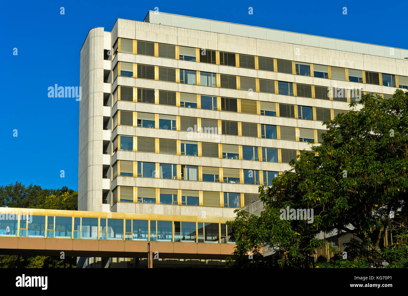 United nations building geneve hi-res stock photography and images - Alamy