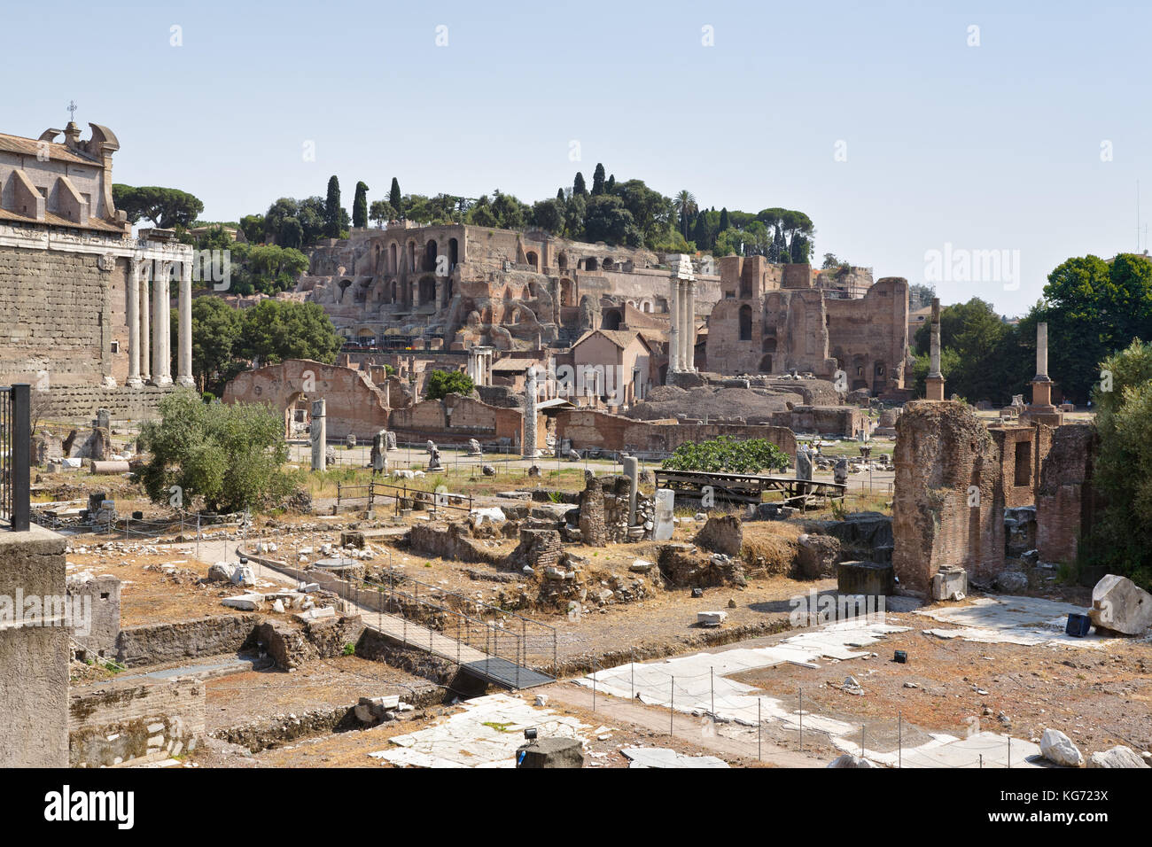 Roman Forum (Latin: Forum Romanum, Italian: Foro Romano), Rome, Italy ...
