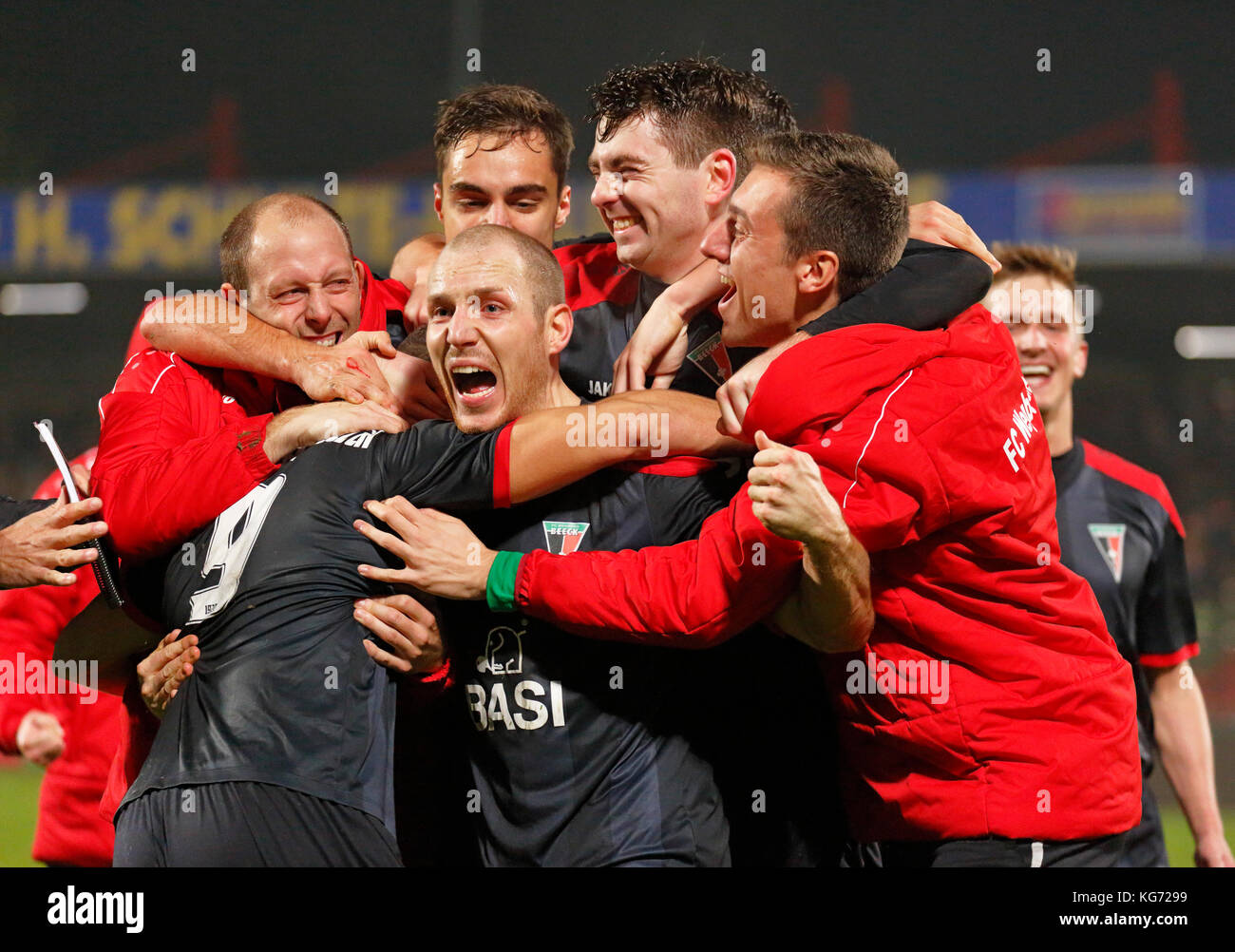 sports,football,Regional League West,2017/2018,Rot Weiss Oberhausen vs ...