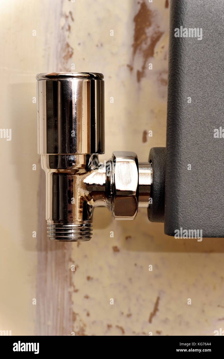 Radiator valve hi-res stock photography and images - Alamy