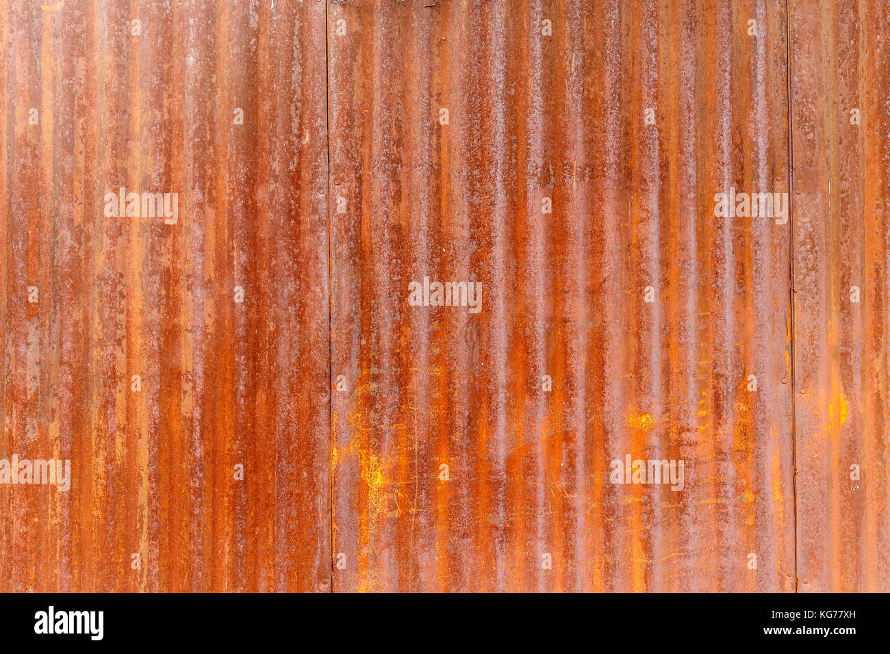 Rusty corrugated metal roof panel hi-res stock photography and images ...