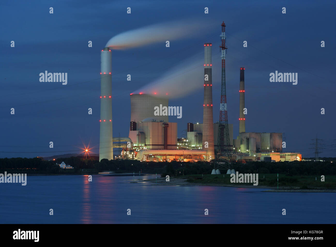 Voerde coal power plant hi-res stock photography and images - Alamy