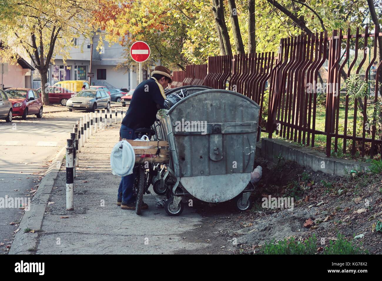Trash digging hi-res stock photography and images - Alamy