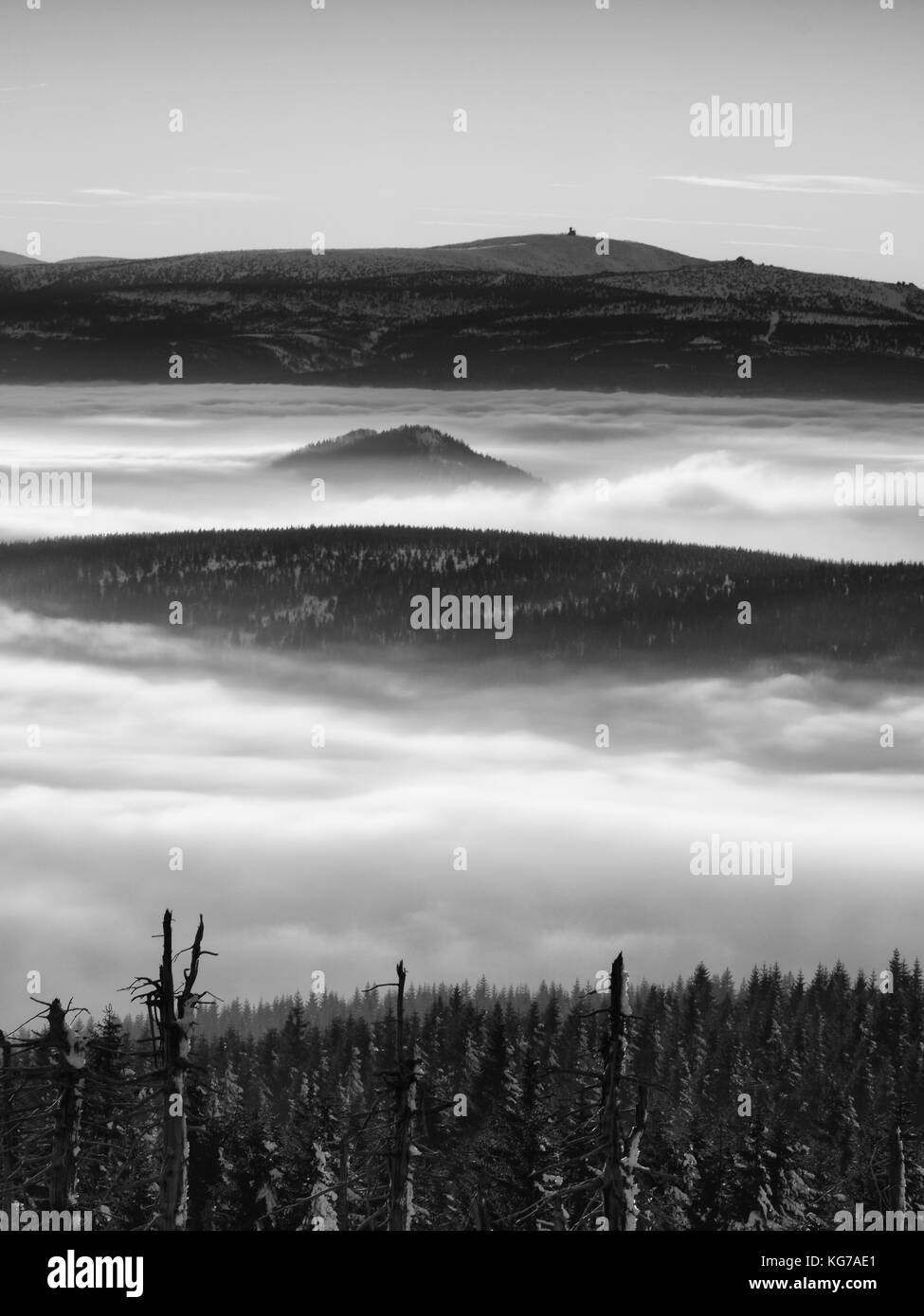 Inverse Weather With Sun High Resolution Stock Photography and Images ...