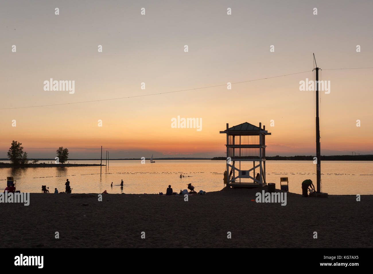 Britannia beach ontario hi-res stock photography and images - Alamy
