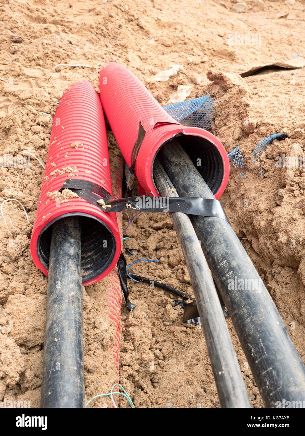 Wire in HDPE and protectivep tube. Building of lines of metallic and ...