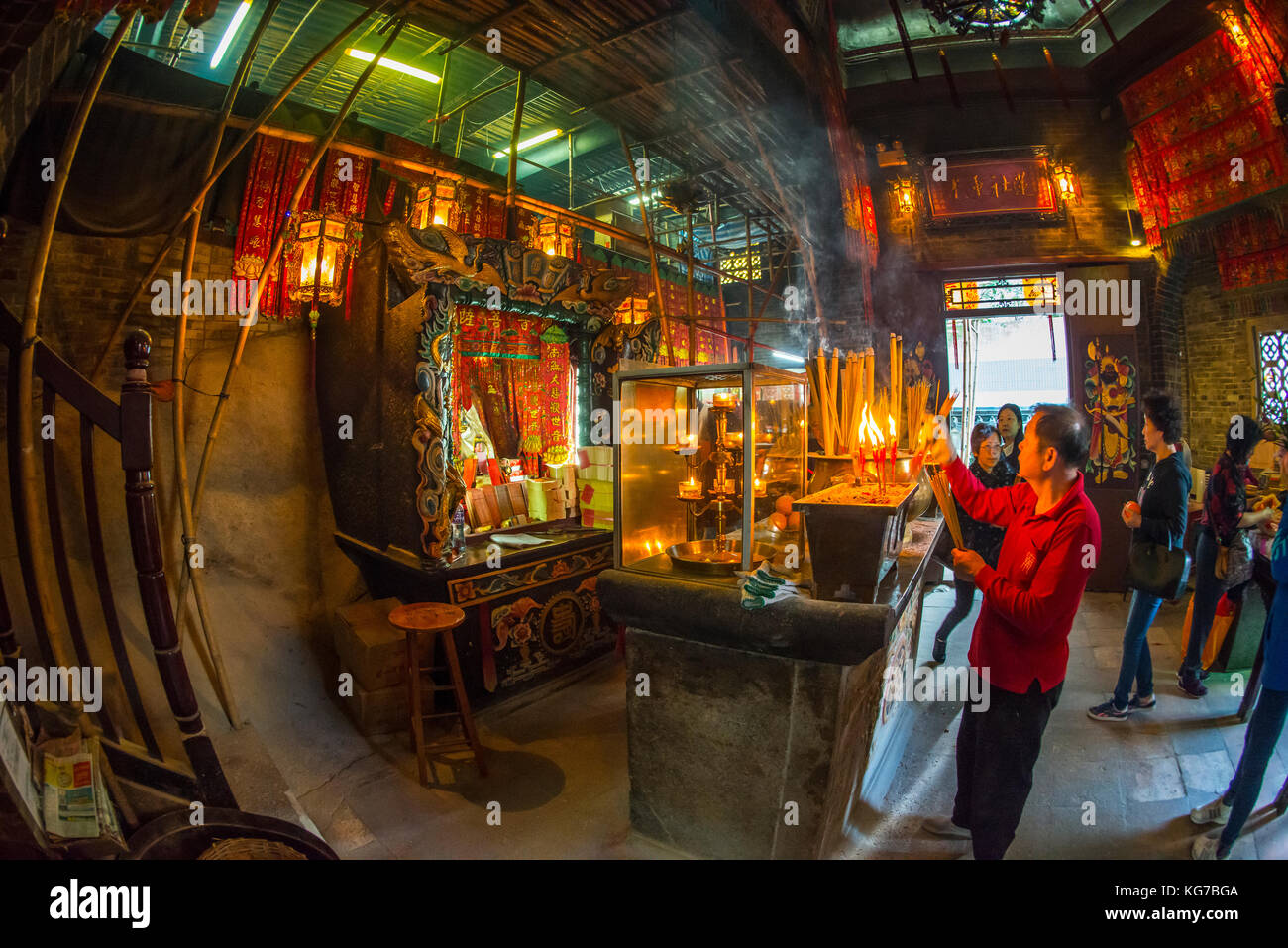 Lin fa kung temple hi-res stock photography and images - Alamy