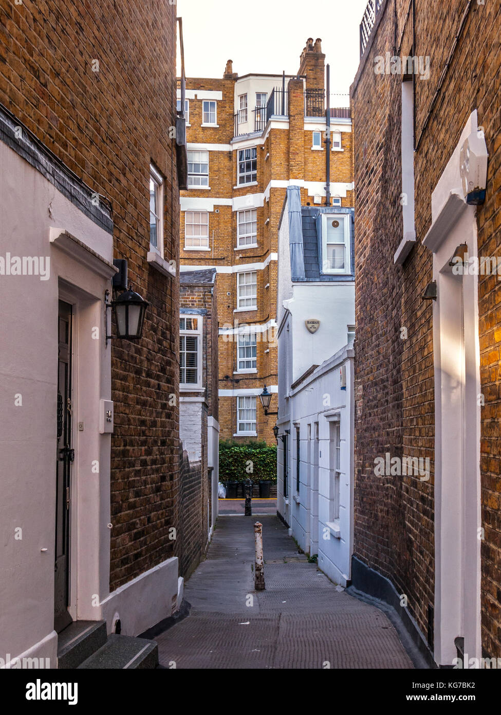 Chelsea place hi-res stock photography and images - Alamy