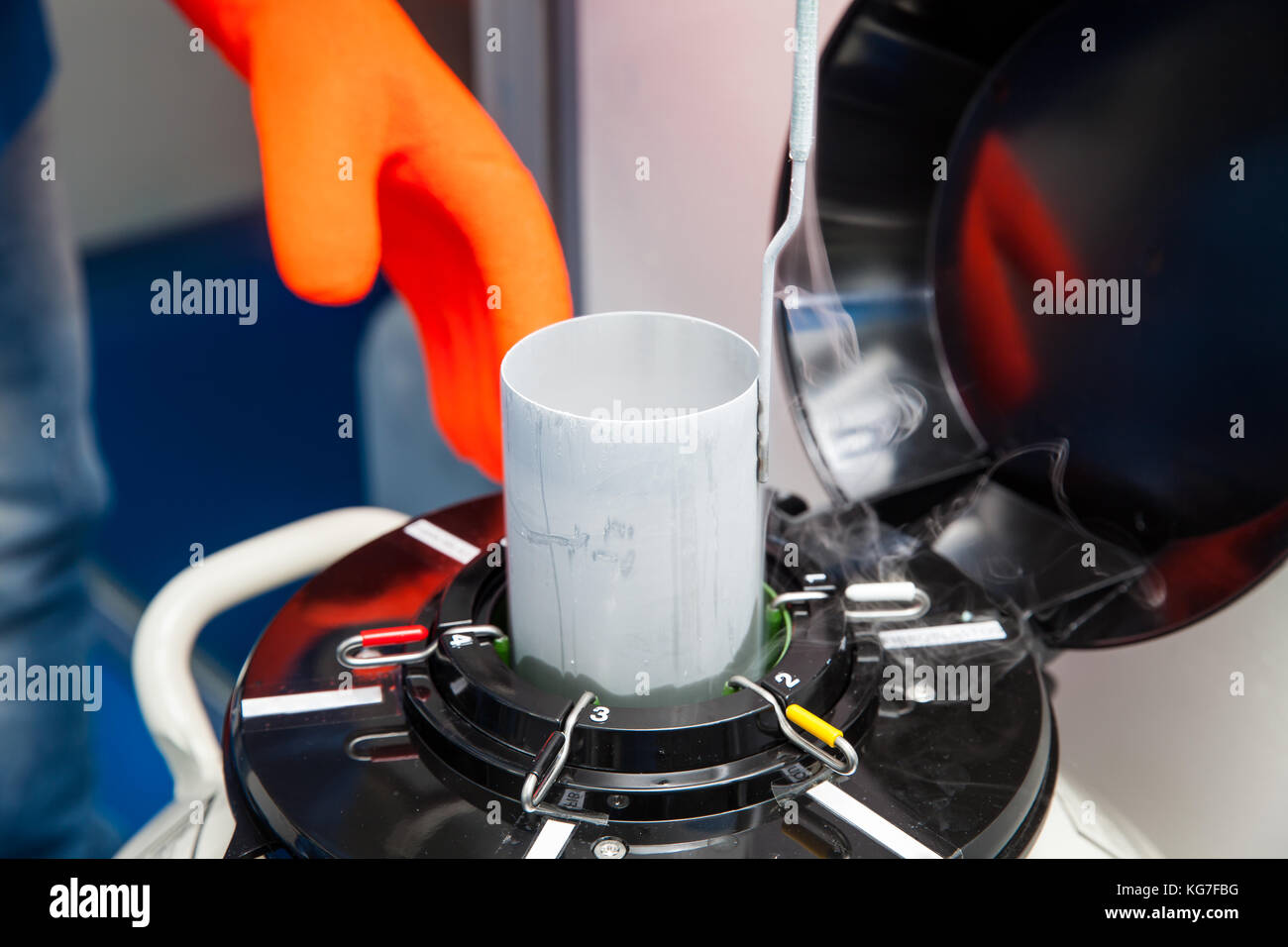 Cryogenic scientist hi-res stock photography and images - Alamy