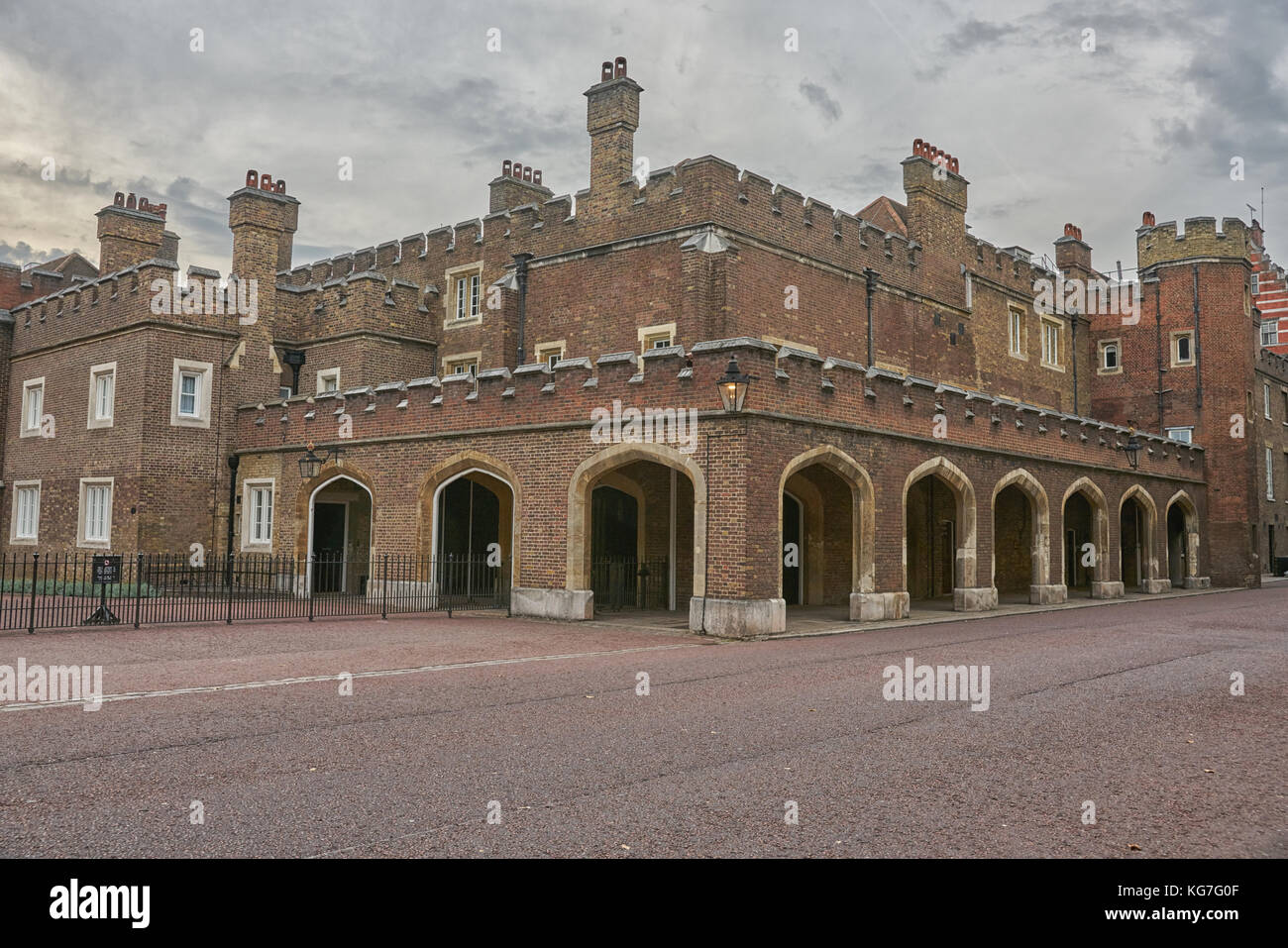 St James Palace London Stock Photo - Alamy
