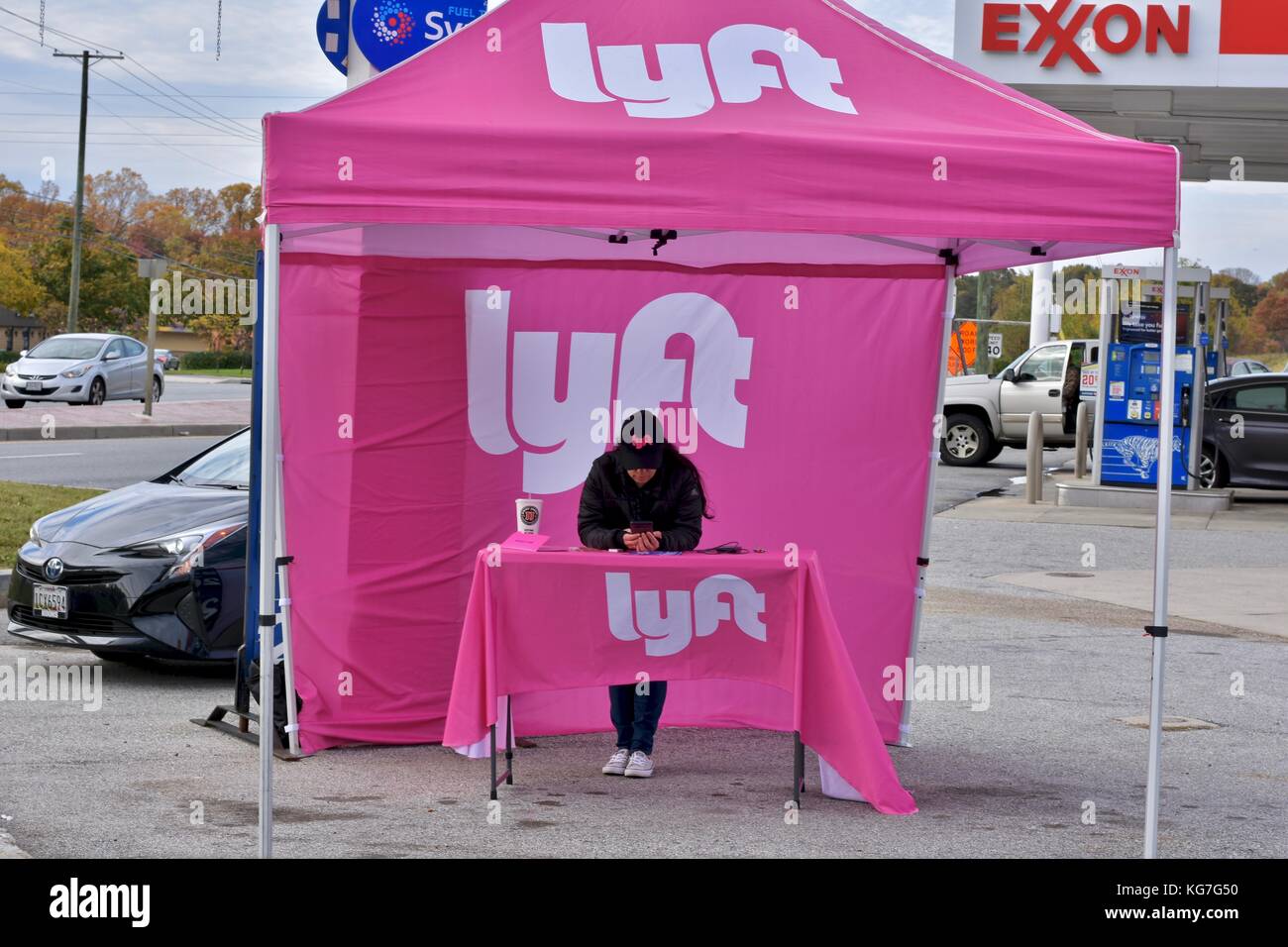 Stand by service hi-res stock photography and images - Alamy