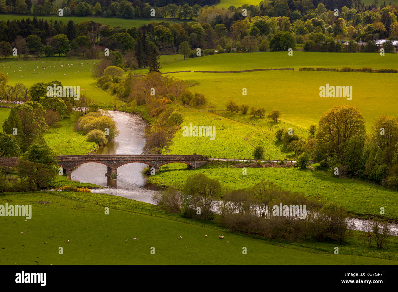 Manor Bridge crosses the River Tweed just outside the town of Peebles ...