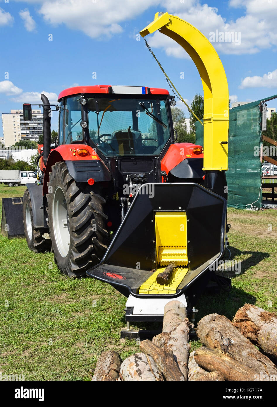 Tractor agricultural machinery Stock Photo - Alamy