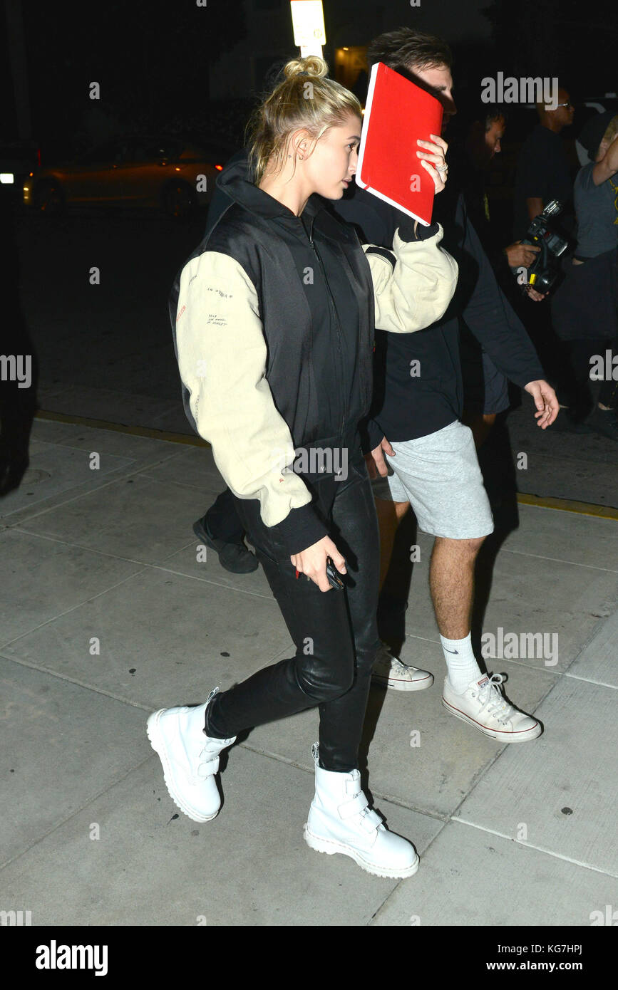 Hailey Baldwin leaves church service in Beverly Hills with her Bible in ...