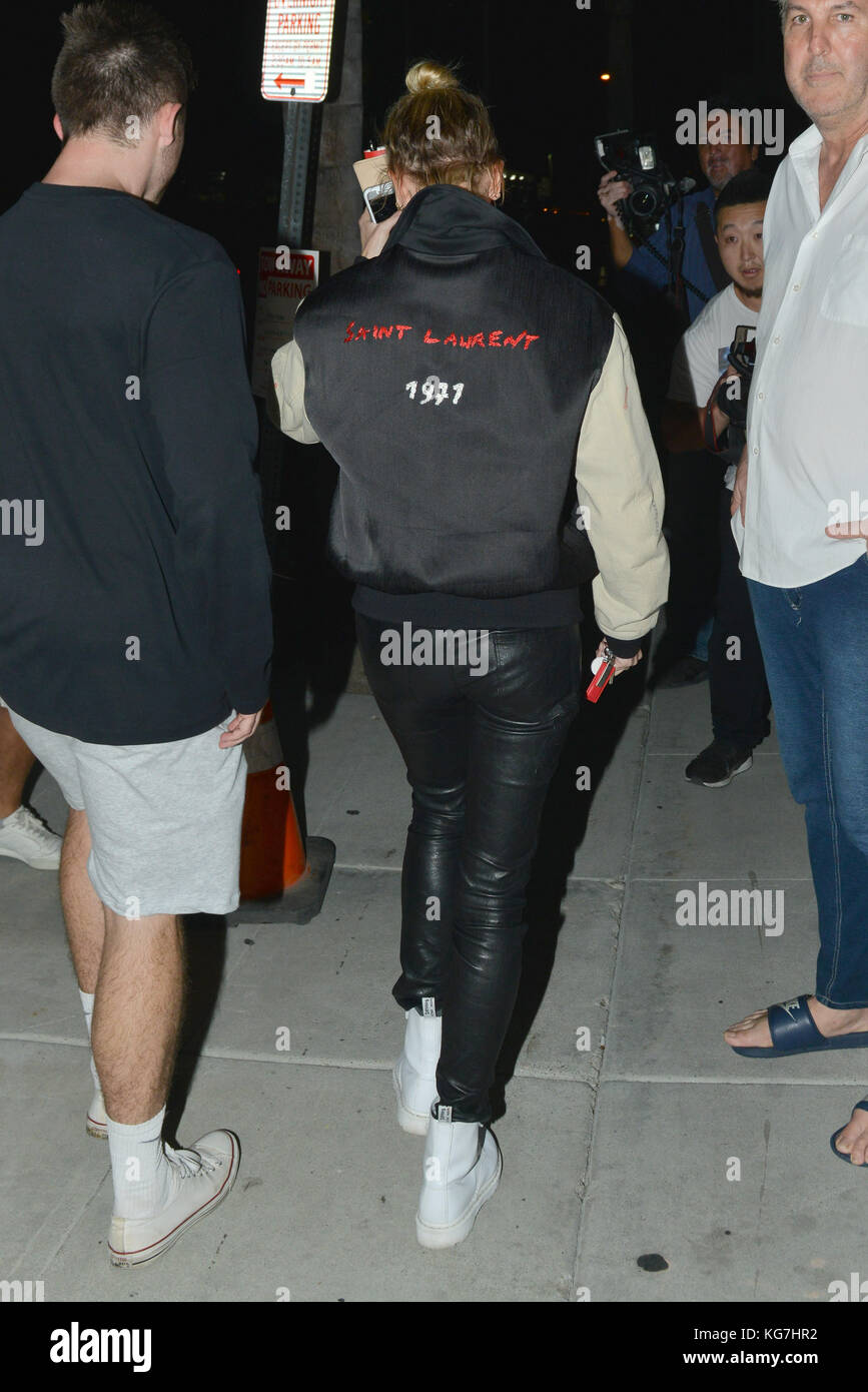 Hailey Baldwin leaves church service in Beverly Hills with her Bible in ...