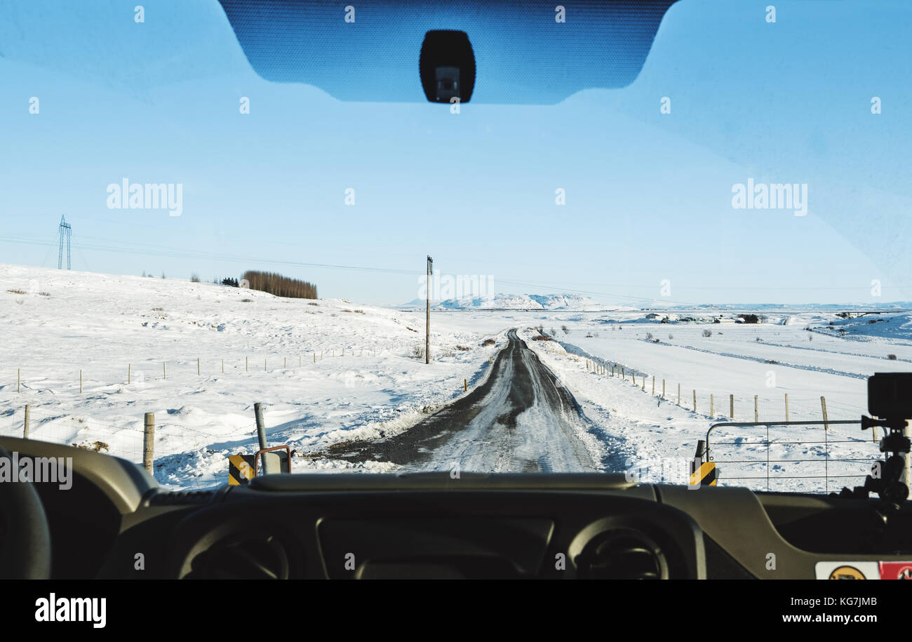 Clear view through windscreen hi-res stock photography and images - Alamy