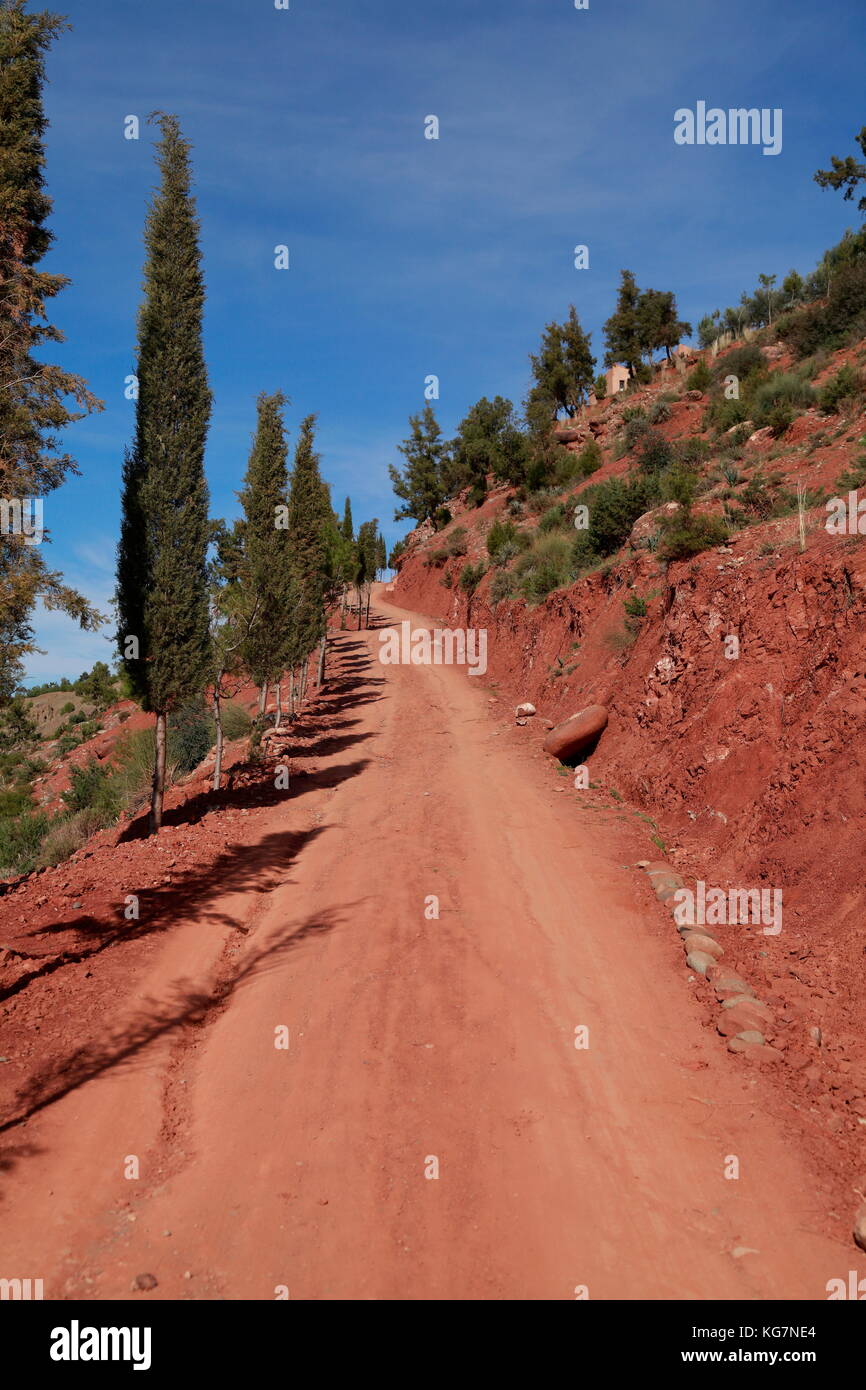 Road to Kasbah Bab Ourika Stock Photo - Alamy