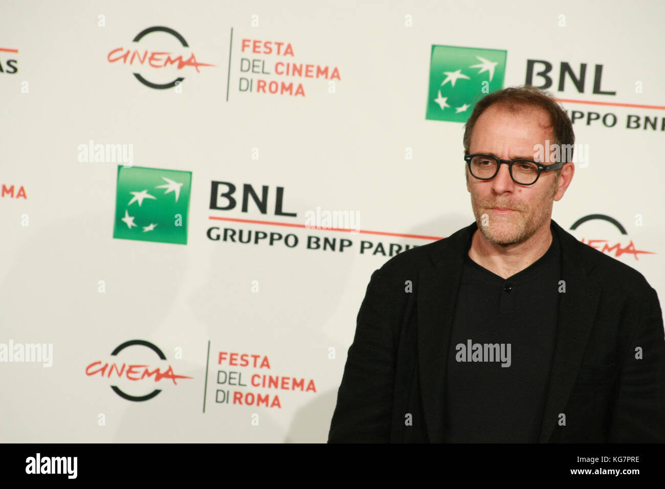 Rome, Italy. 04th Nov, 2017. Italian actor Valerio Mastandrea cast of ...