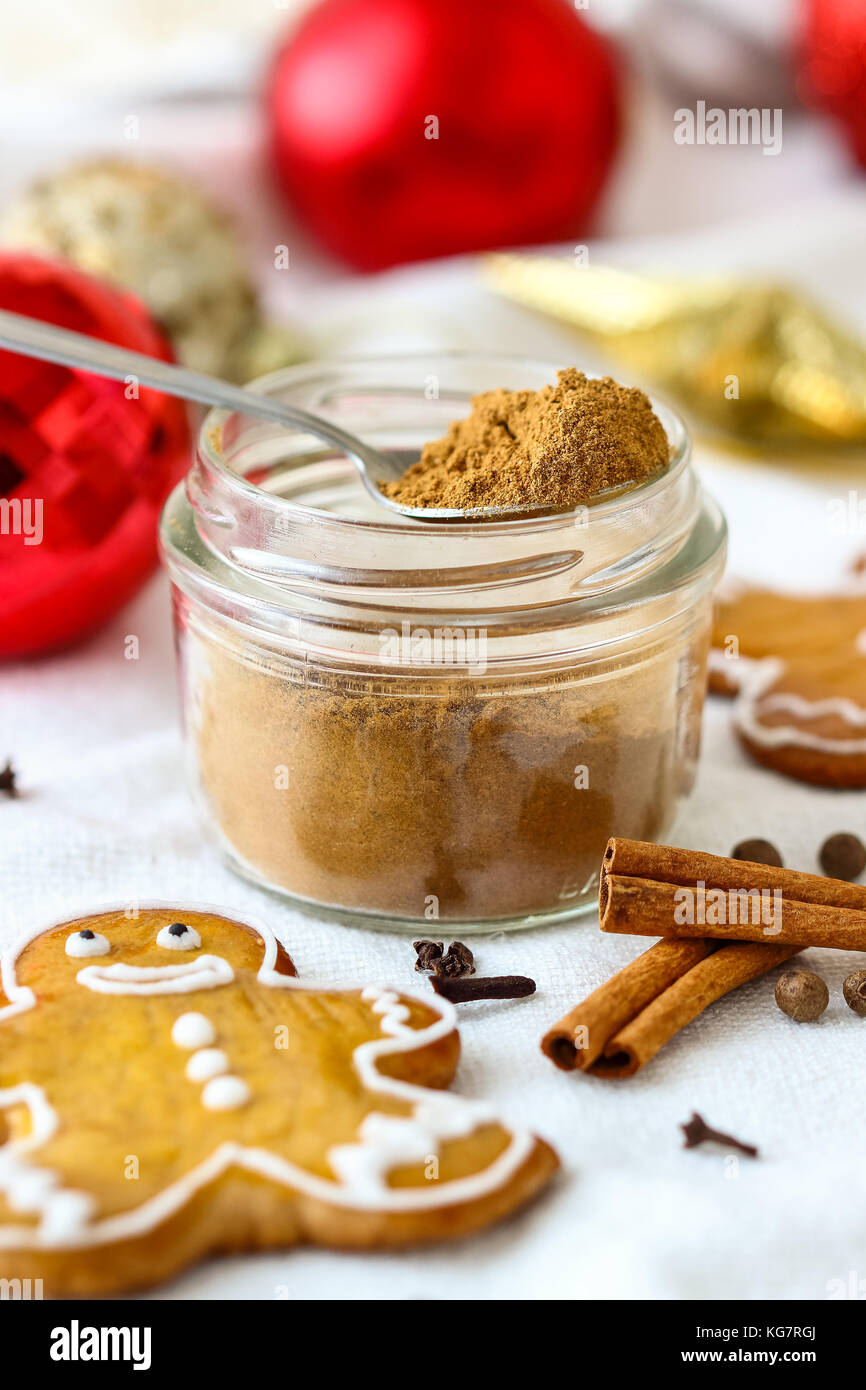 Homemade Gingerbread Spice Mix - Edible Holiday Gift Stock Photo - Alamy