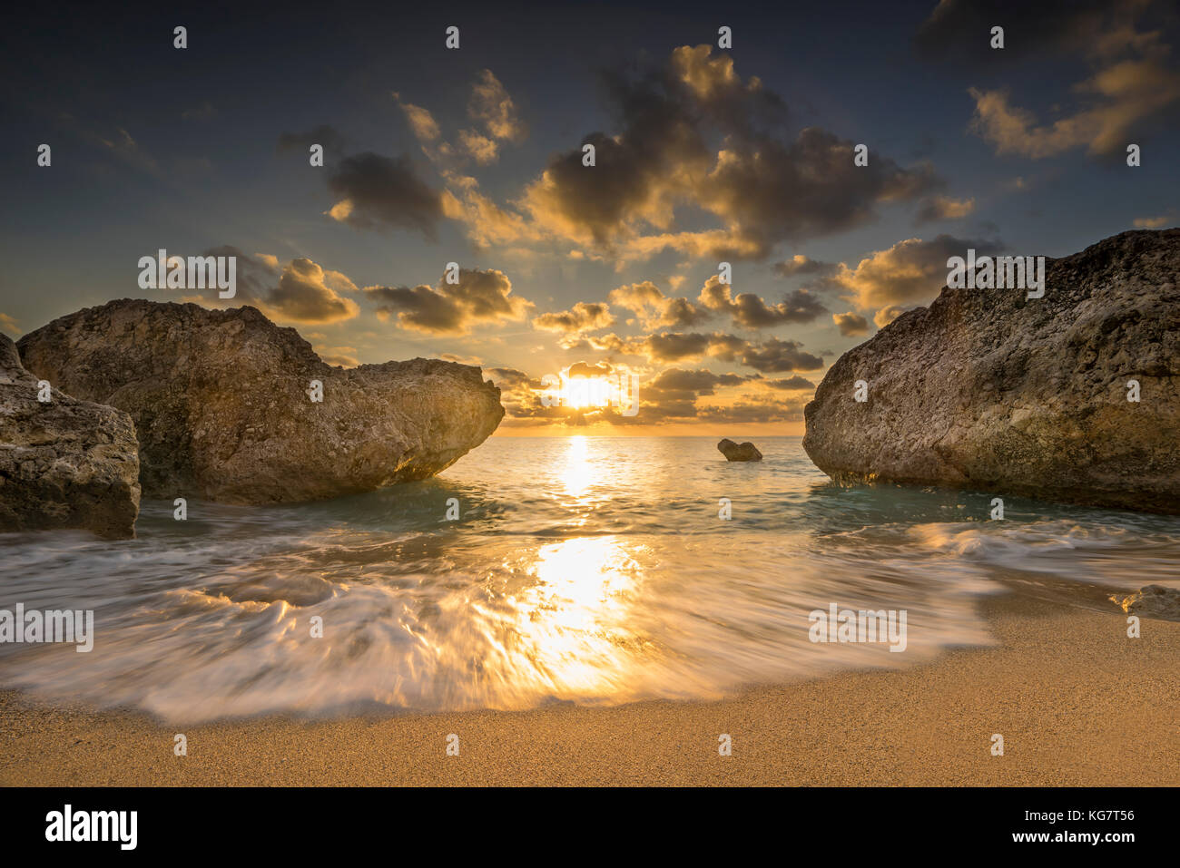 Kalamitsi beach at sunset long exposure Ionian Sea, Lefkada island ...