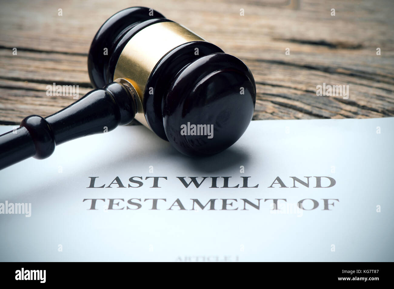 Last Will And Testament Document On Desk Stock Photo - Alamy