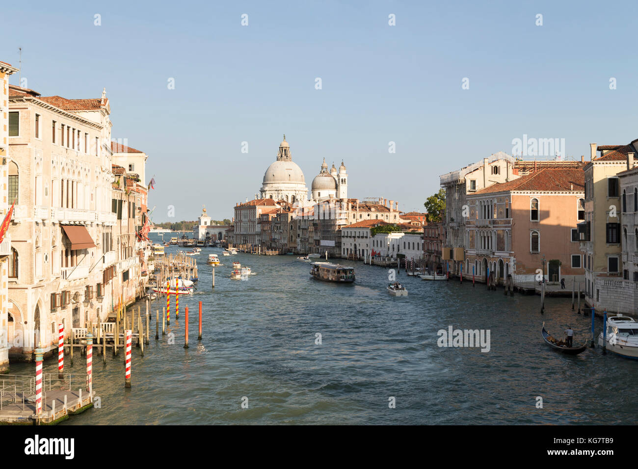 Ponte della academia venice hi-res stock photography and images - Alamy