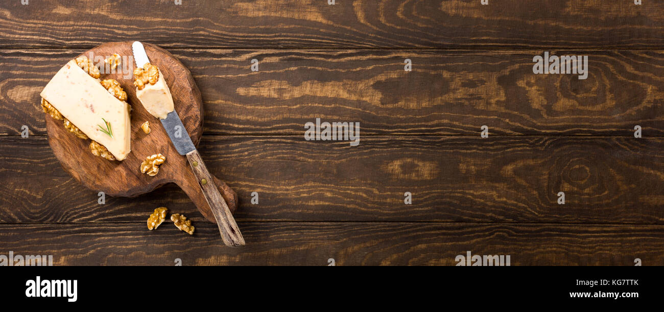 Delicious walnut cheese Stock Photo - Alamy