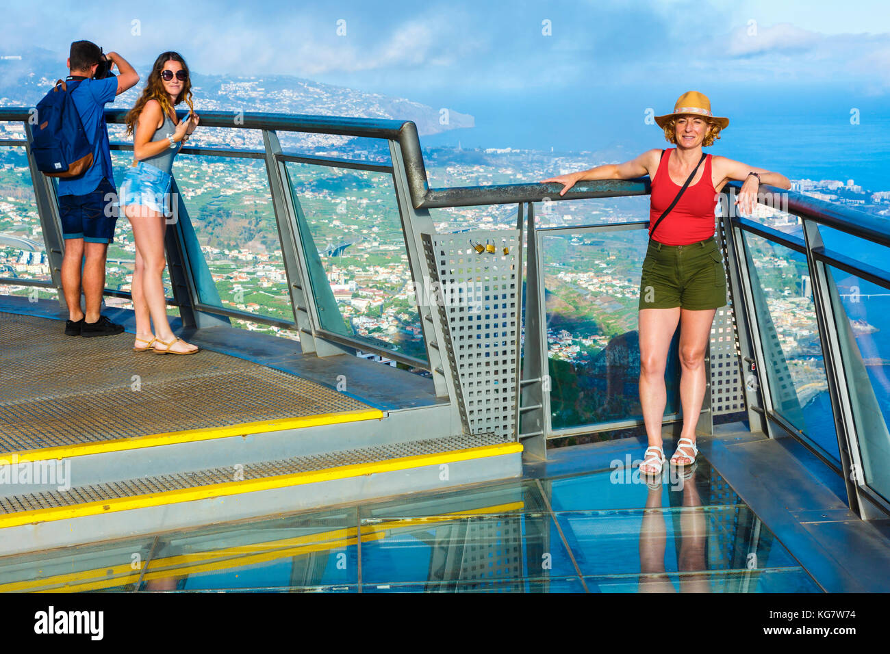 Transparent viewpoint hi-res stock photography and images - Alamy