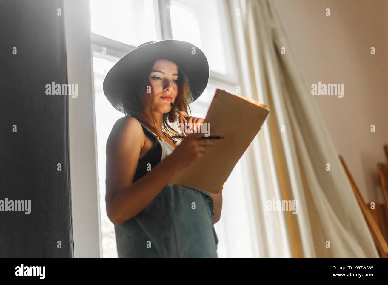 The Artist Girl Stock Photo - Alamy