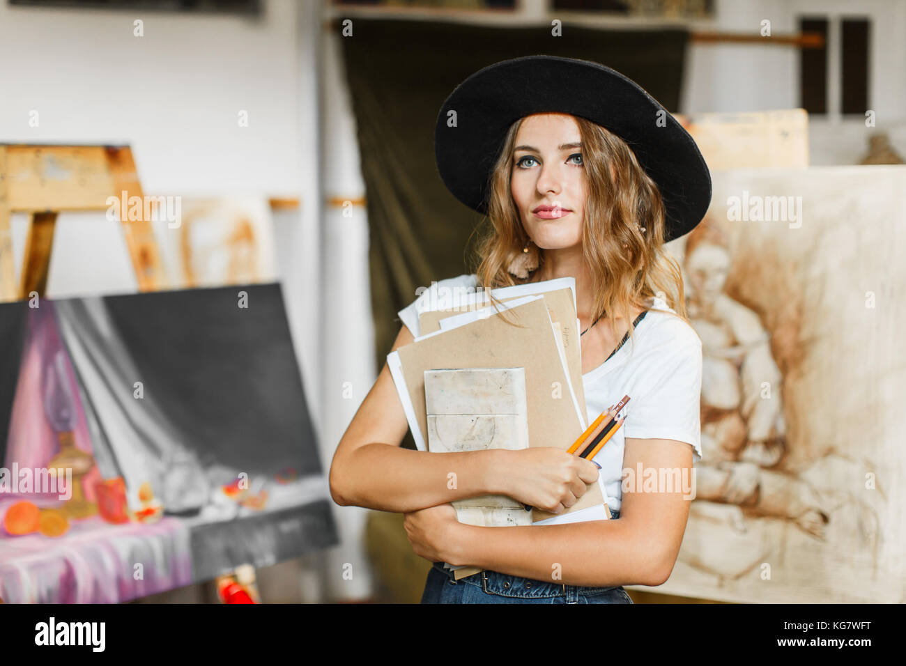 Portrait of Artist Girl Stock Photo - Alamy