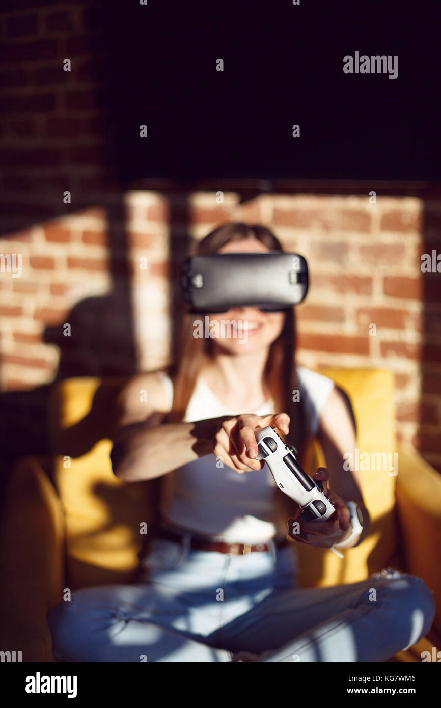 Girl Use VR Headset Stock Photo - Alamy