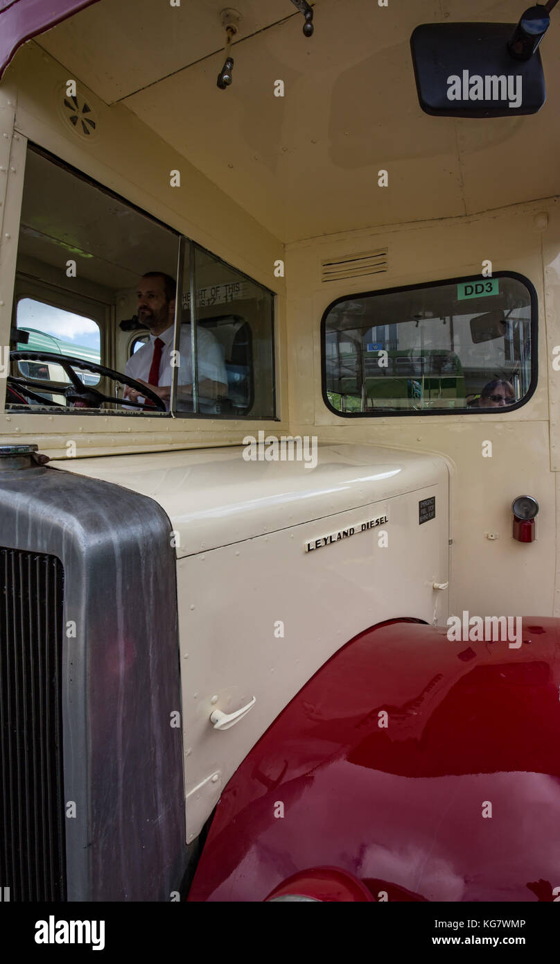 Vintage bus at Kingsbridge, Devon Stock Photo - Alamy